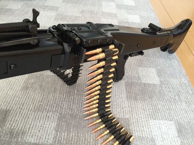 SHOEI製MG42電動マガジンを作る – 砂井さんのオモチャ箱